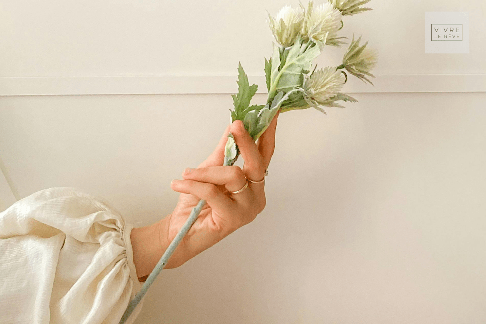 How to Give Your Worries to God at the End of the Day - Vivre Le Rêve